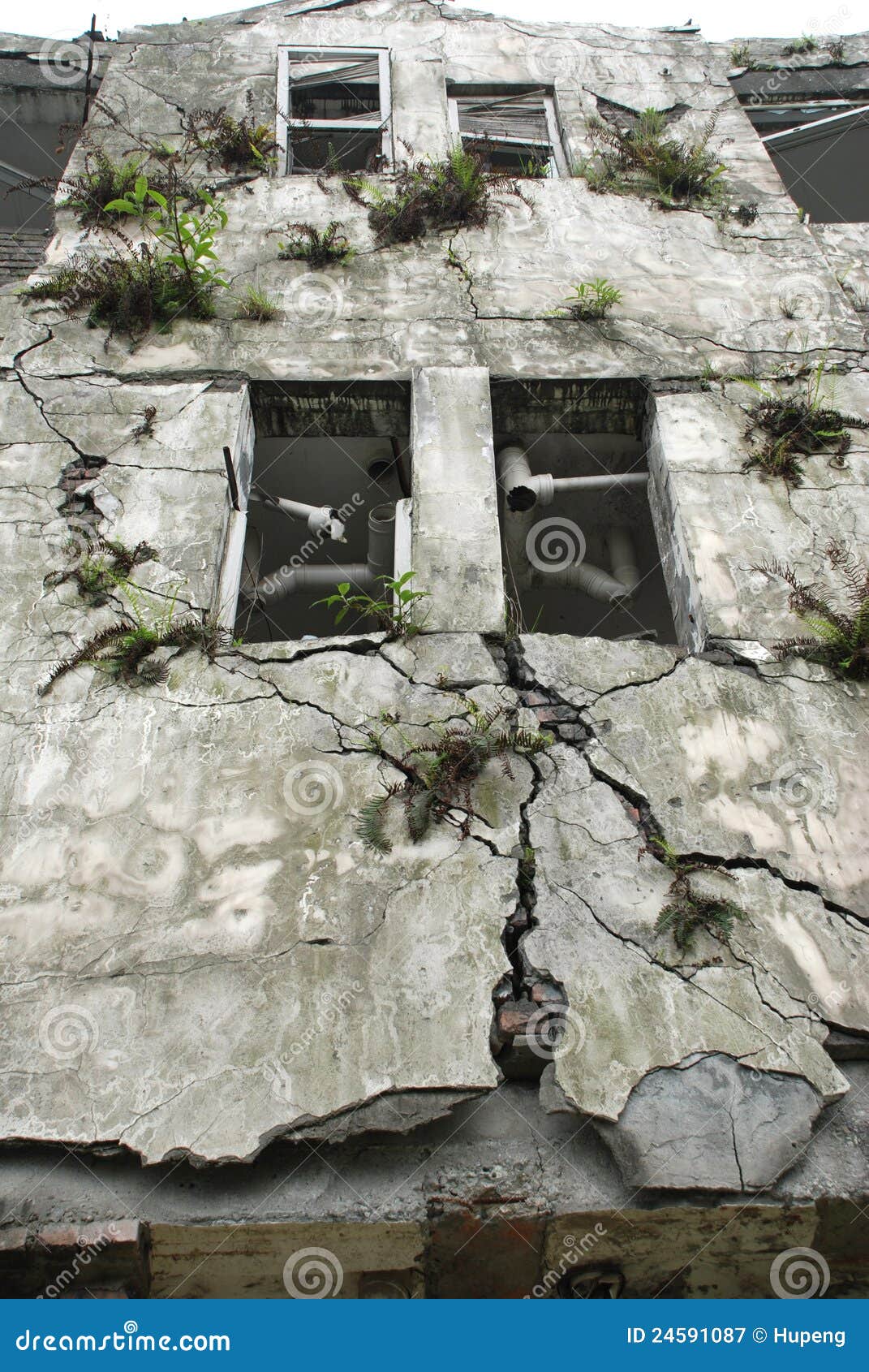 Earthquake destroy stock image. Image of catastrophe - 24591087