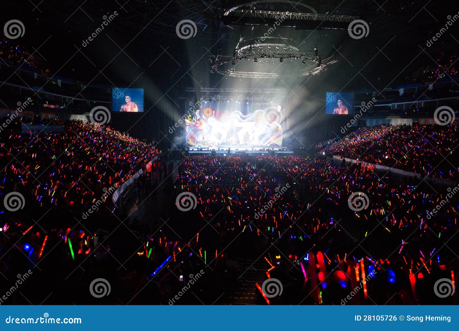 Eason Chan Shanghai Live Show Editorial Photo - Image of center, live ...