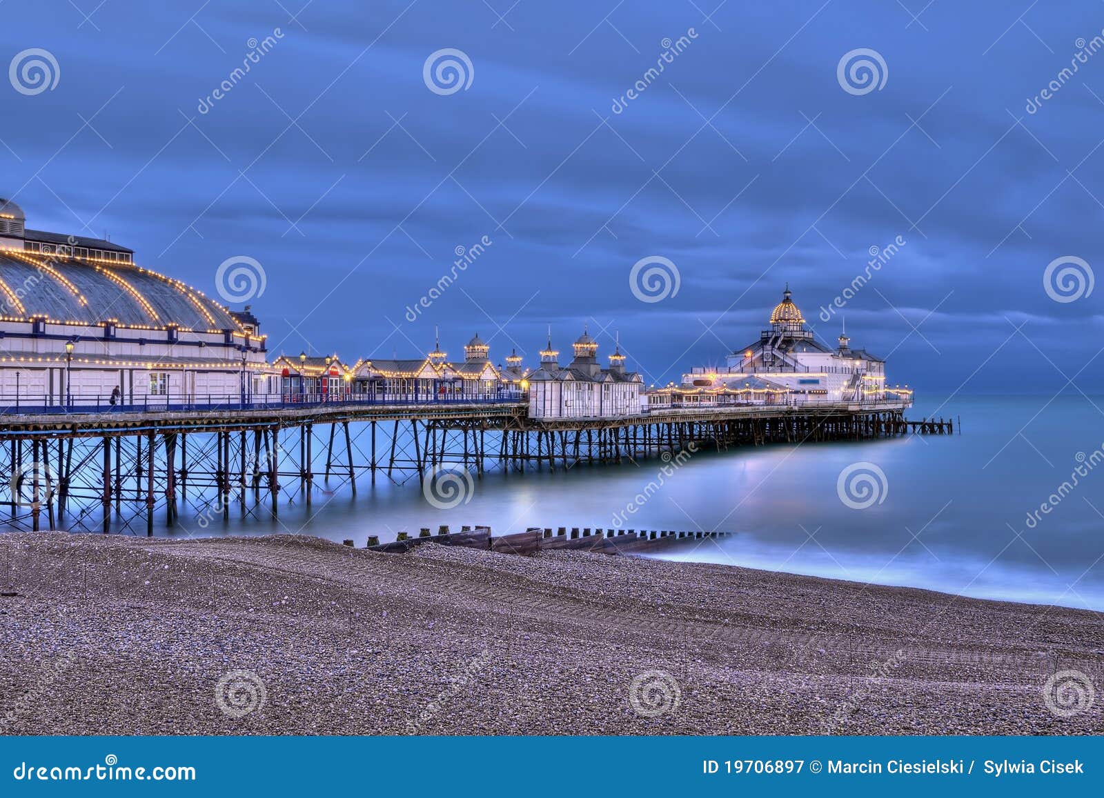 Eastbourne pier at night stock image. Image of ocean - 19706897