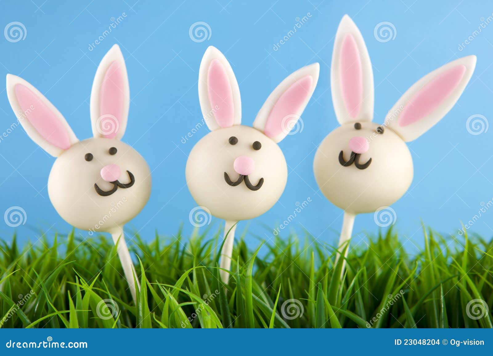 Easter bunny cake pops stock photo. Image of icing, cakes - 23048204