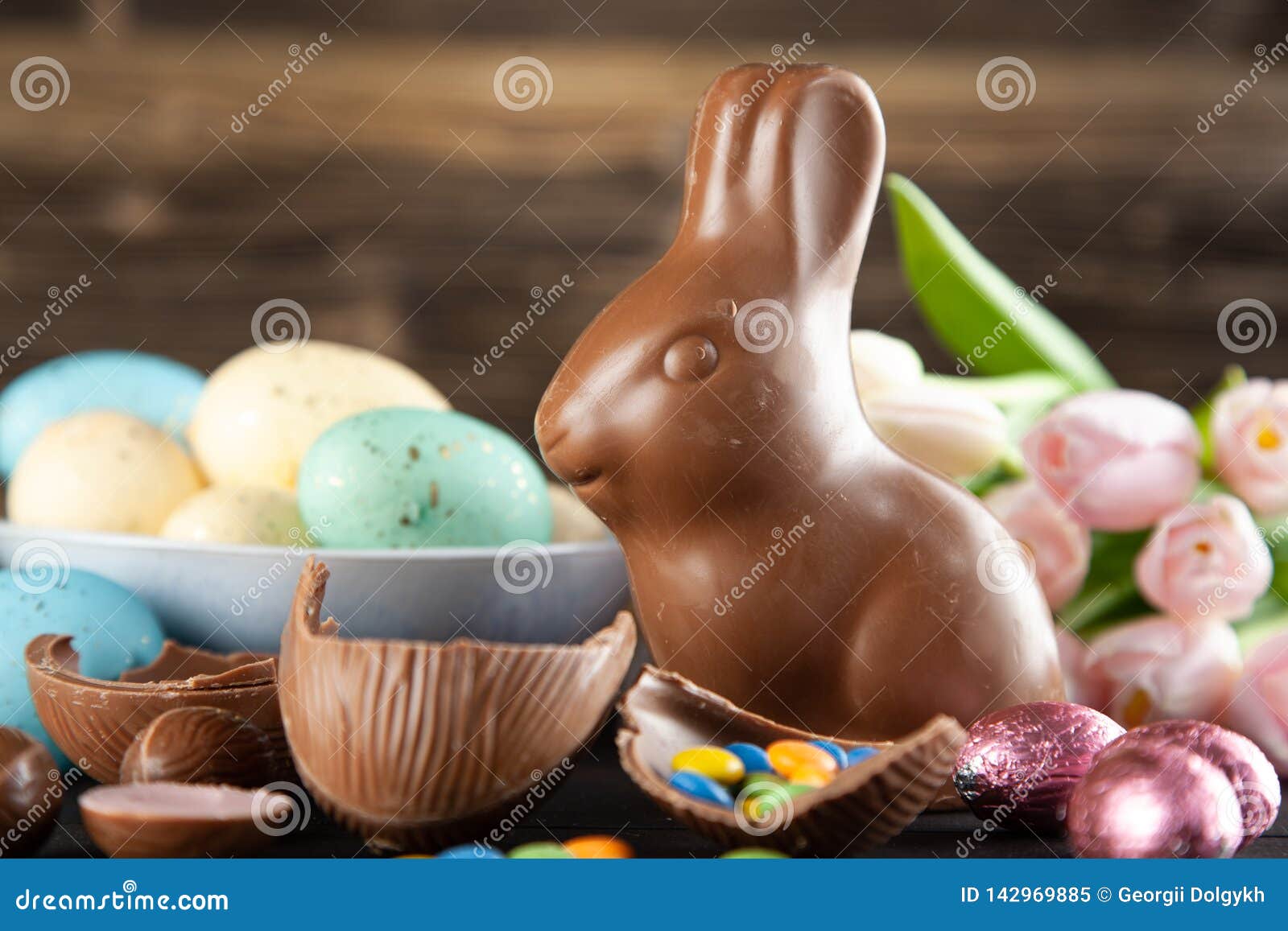 Easter Chocolate Bunny and Eggs Stock Image - Image of space, chocolate ...