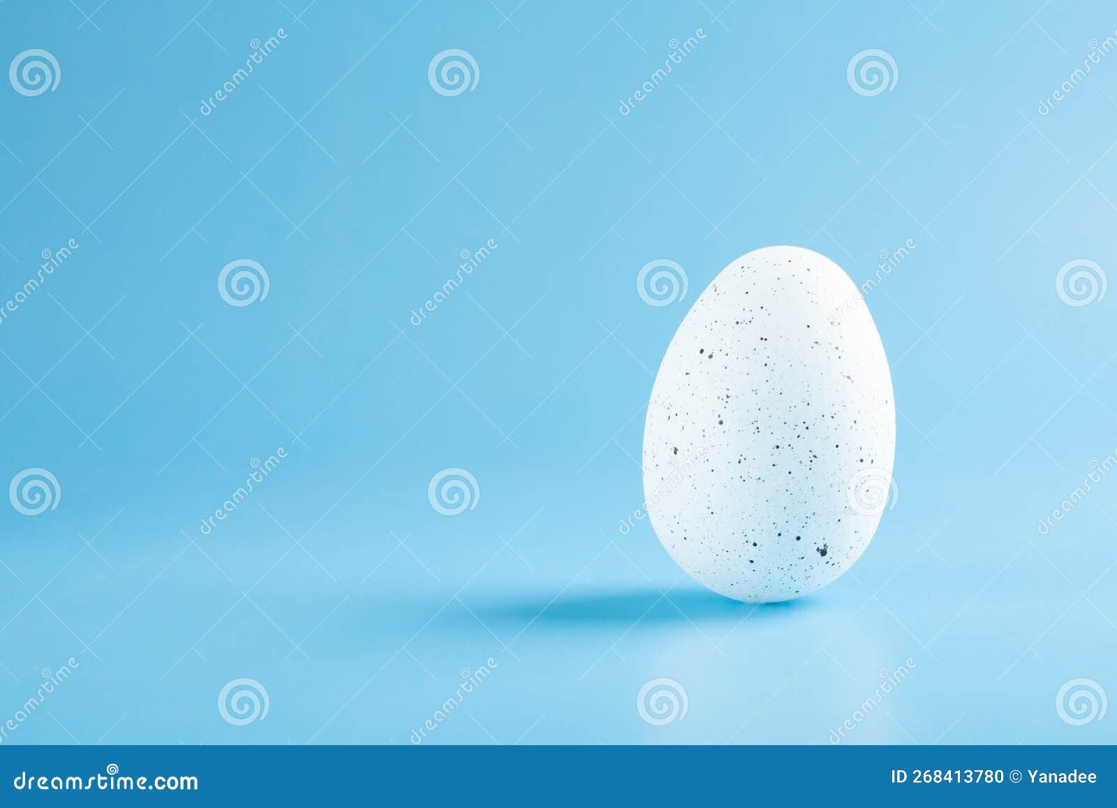 Easter Decoration, Easter Egg on Blue Background, Happy Easter, Copy ...