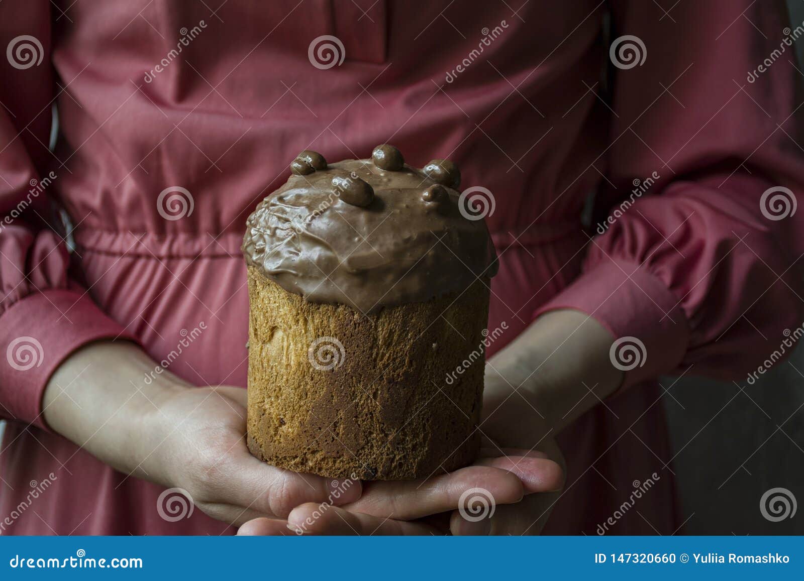 Easter, Easter Cake Chocolate. Kulich in Female Hands. Traditional ...
