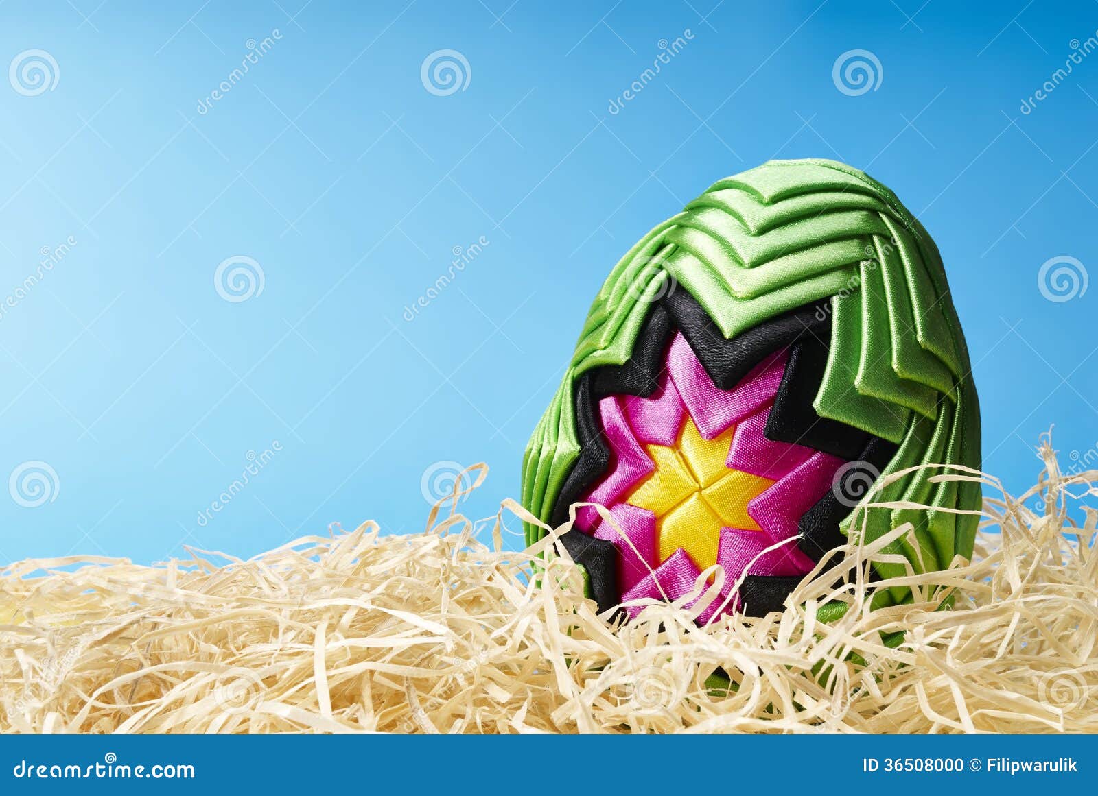 Easter egg in hay stock photo. Image of holiday, design - 36508000