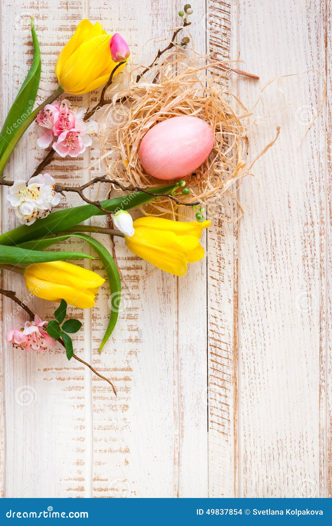 Easter Eggs and Spring Flowers Stock Photo - Image of decor, blossom ...