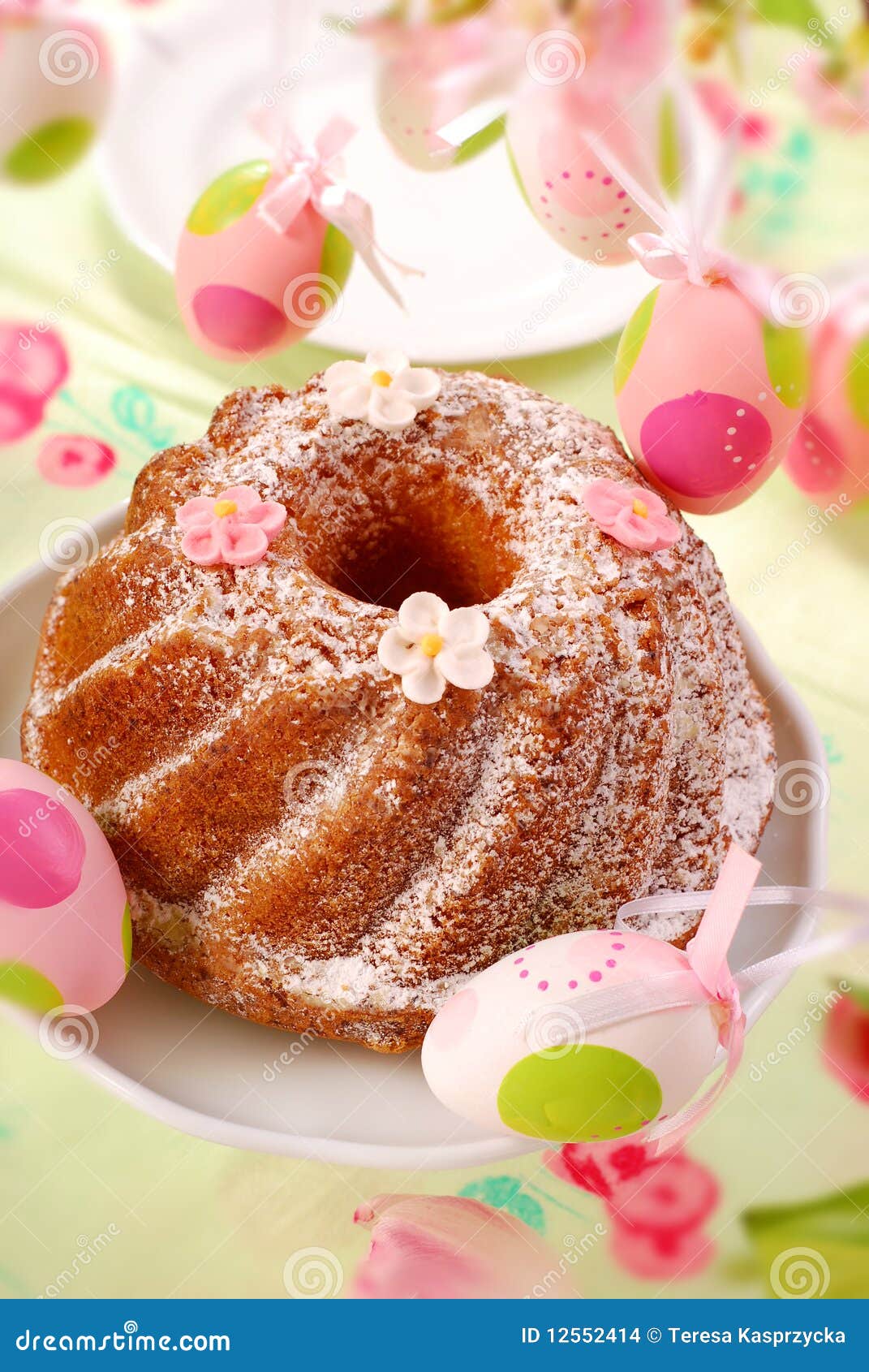 Easter ring cake stock photo. Image of spring, baking - 12552414