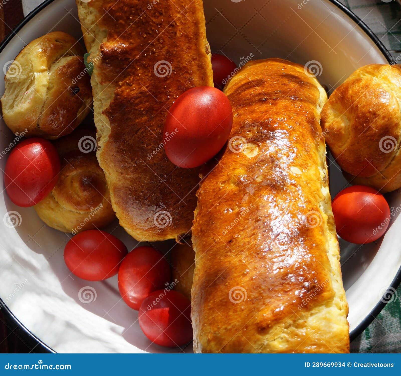 Easter Romanian Bread. Traditional Sweet Bread and Red Eggs for Easter ...
