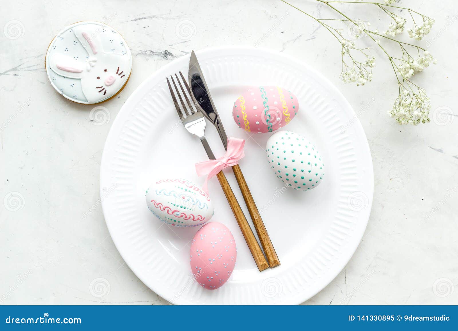 Easter Table Setting. Tableware and Painted Eggs on White Background ...