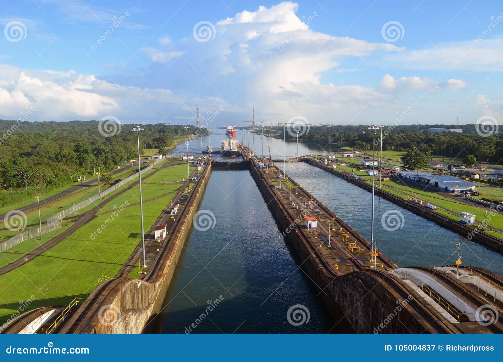 Eastern Gateway To The Panama Canal Stock Image Image Of Ship Enter 105004837