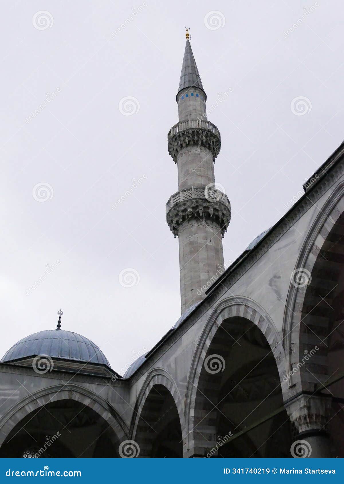 The Eastern Mosque with a Round Dome and Minaret Stock Image - Image of ...