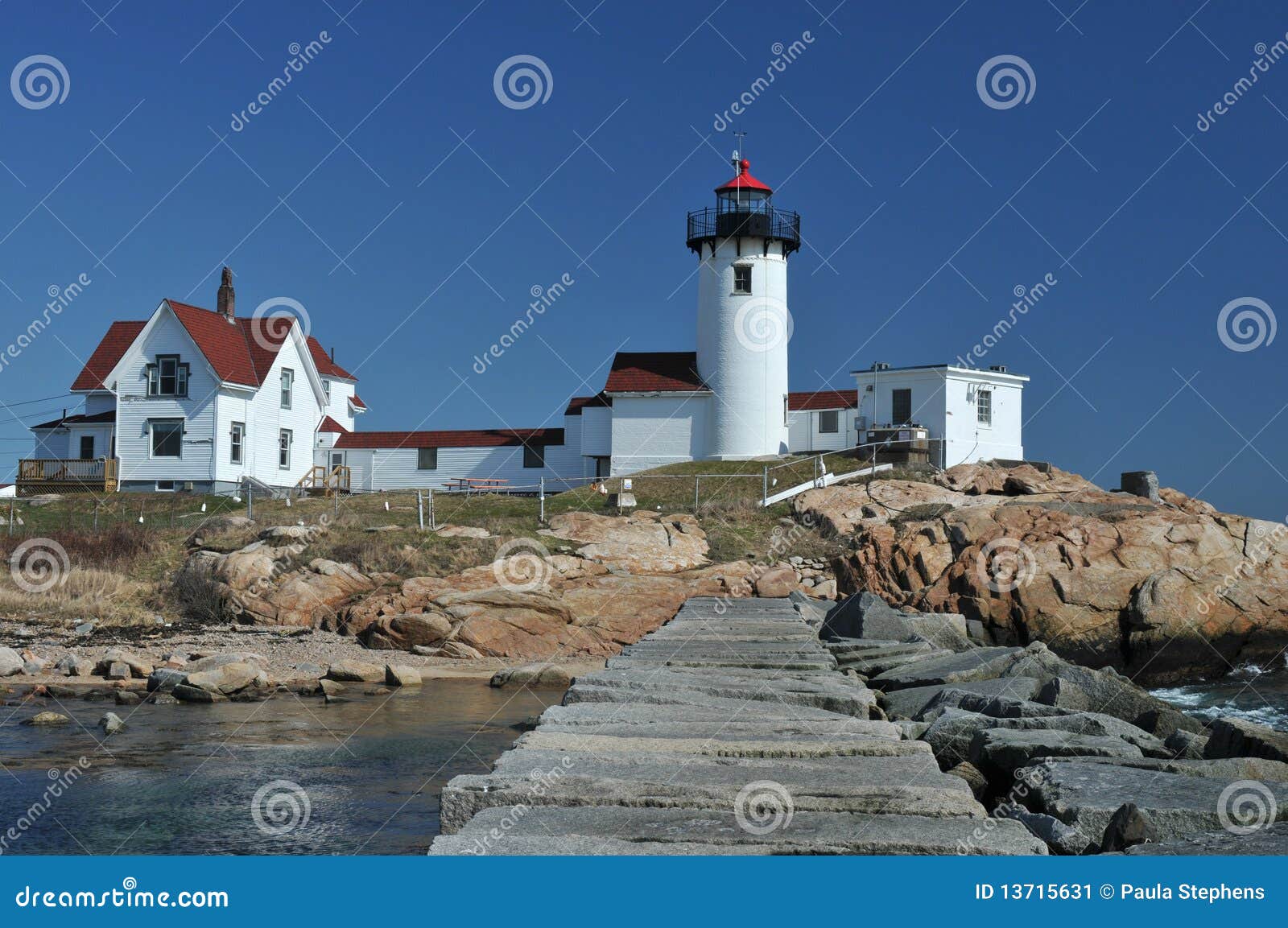 Eastern Point Lighthouse stock image. Image of waves - 13715631