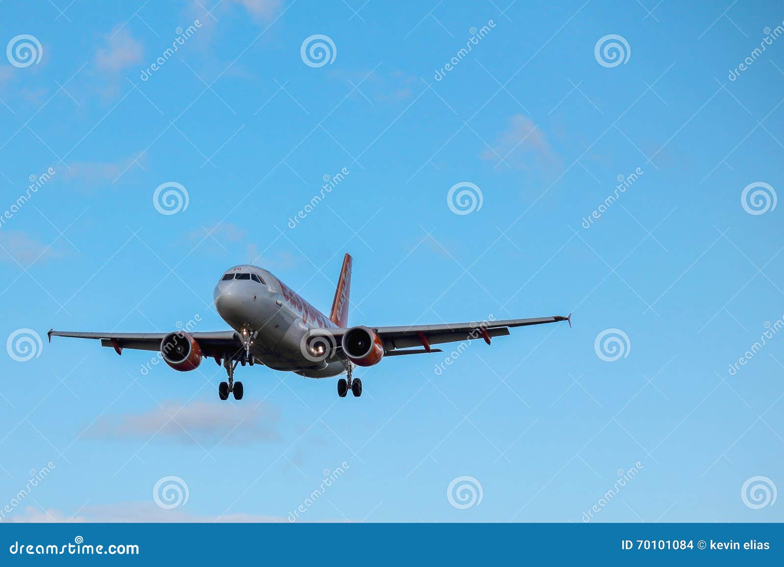 Easyjet airbus editorial stock image. Image of airbus - 70101084