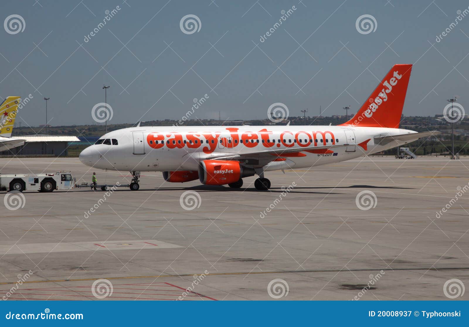 EasyJet airplane editorial photography. Image of turkey - 20008937