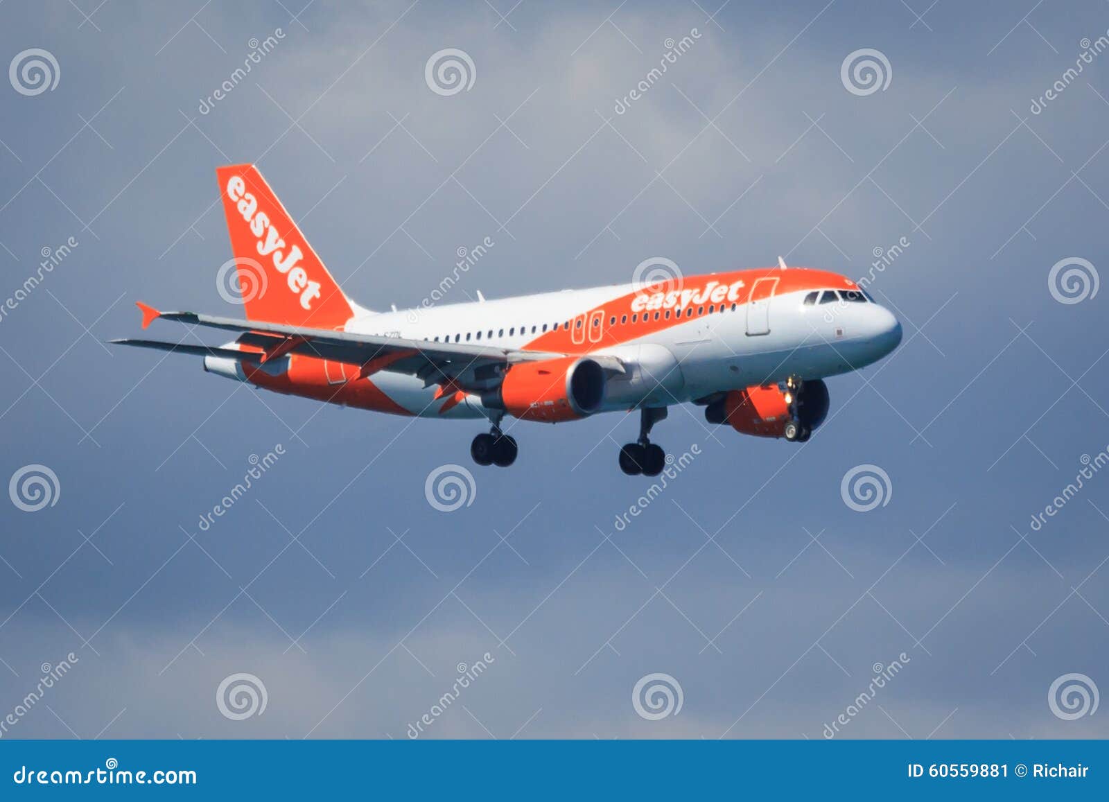 Easyjet new livery editorial photo. Image of travelling - 60559881