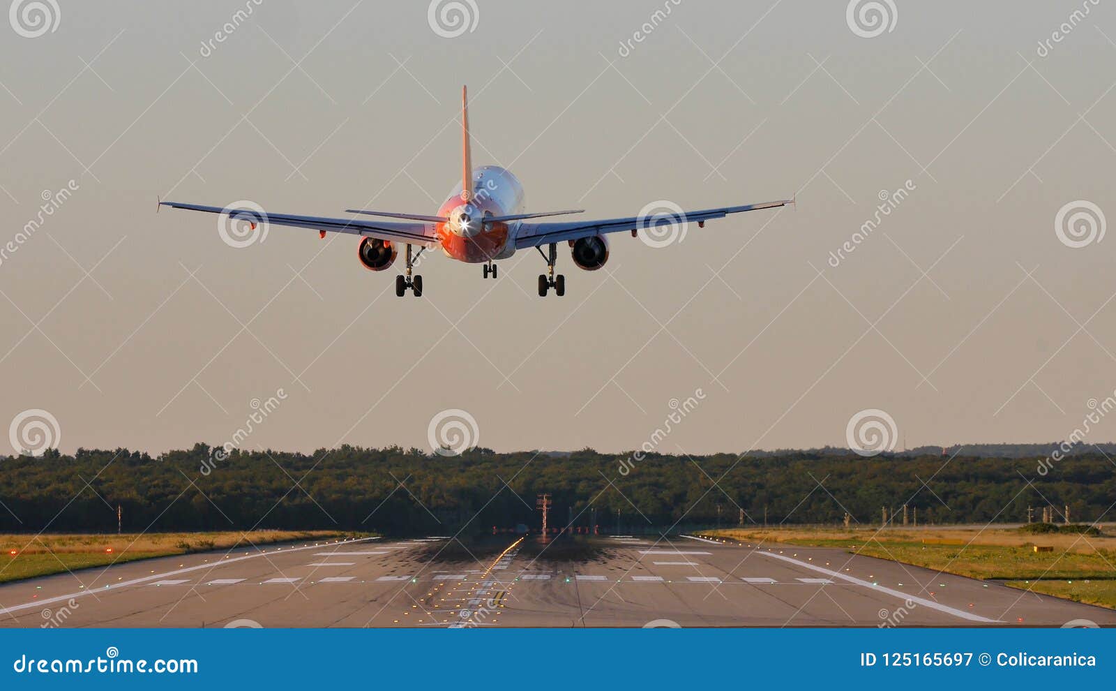 EasyJet Plane Landing on Runway Editorial Photography - Image of ...
