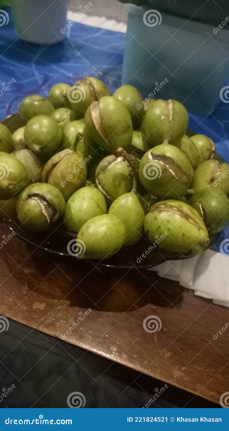 Eat Matua Fruit for Body Health Stock Image - Image of matua, health ...