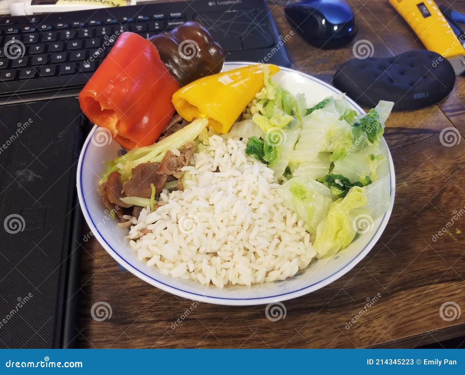Eating Lunch in Front of the Computer Stock Image - Image of salad ...
