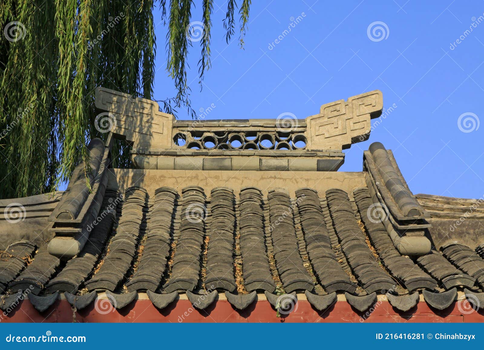 Eaves of Chinese Landscape Architecture Stock Image - Image of garden ...