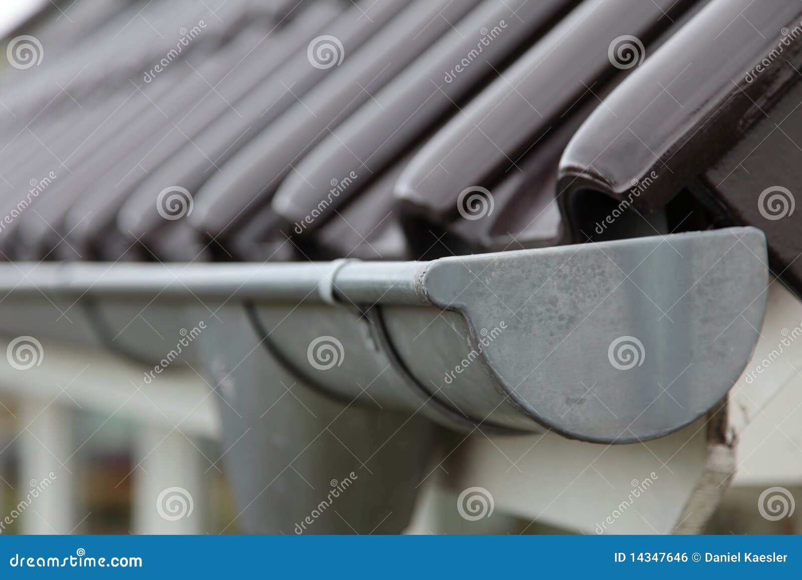 Eavestrough stock photo. Image of gutter, housetop, rainwater - 14347646