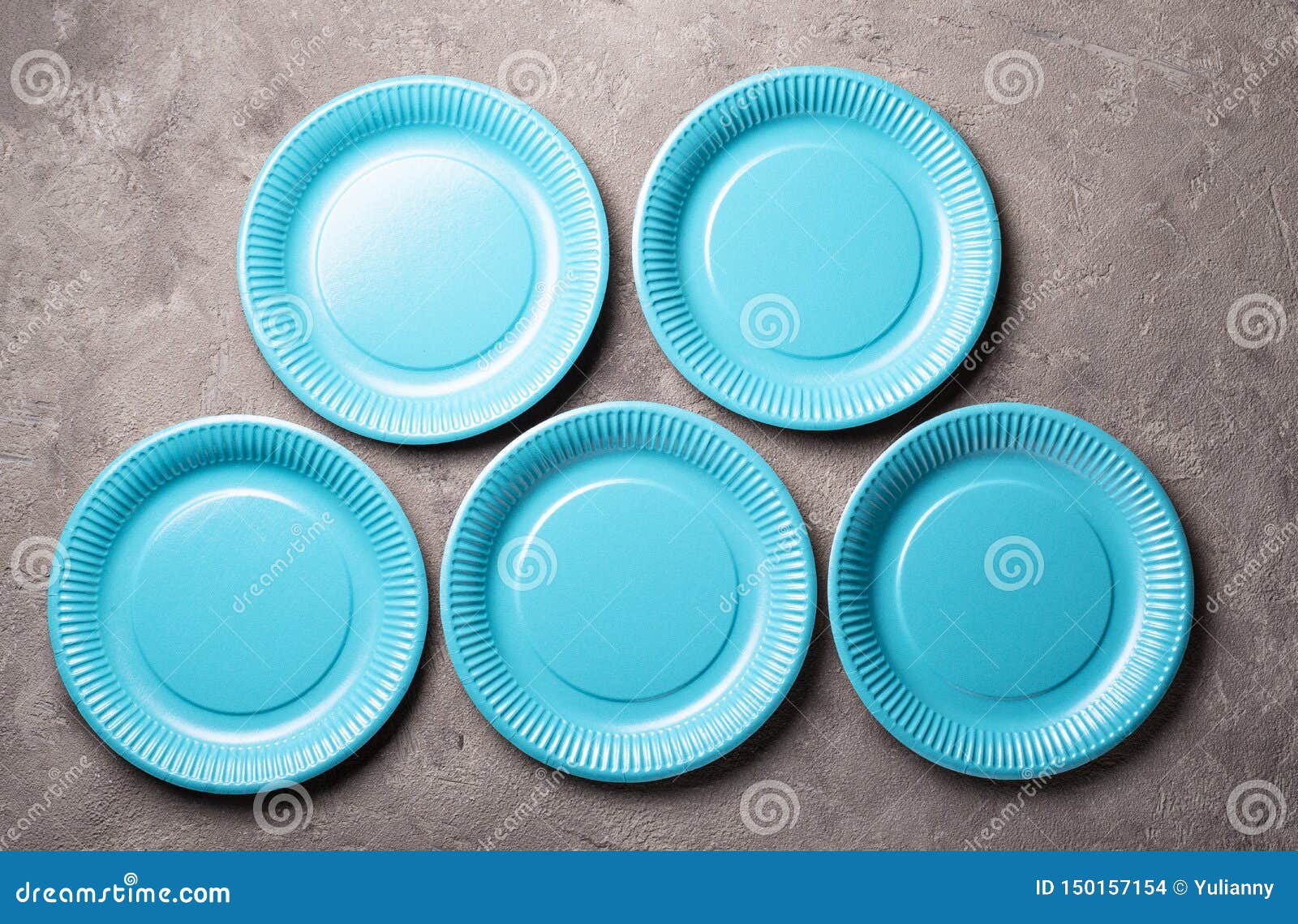 Eco Friendly Blue Paper Plate Stock Photo - Image of recycled, concept ...