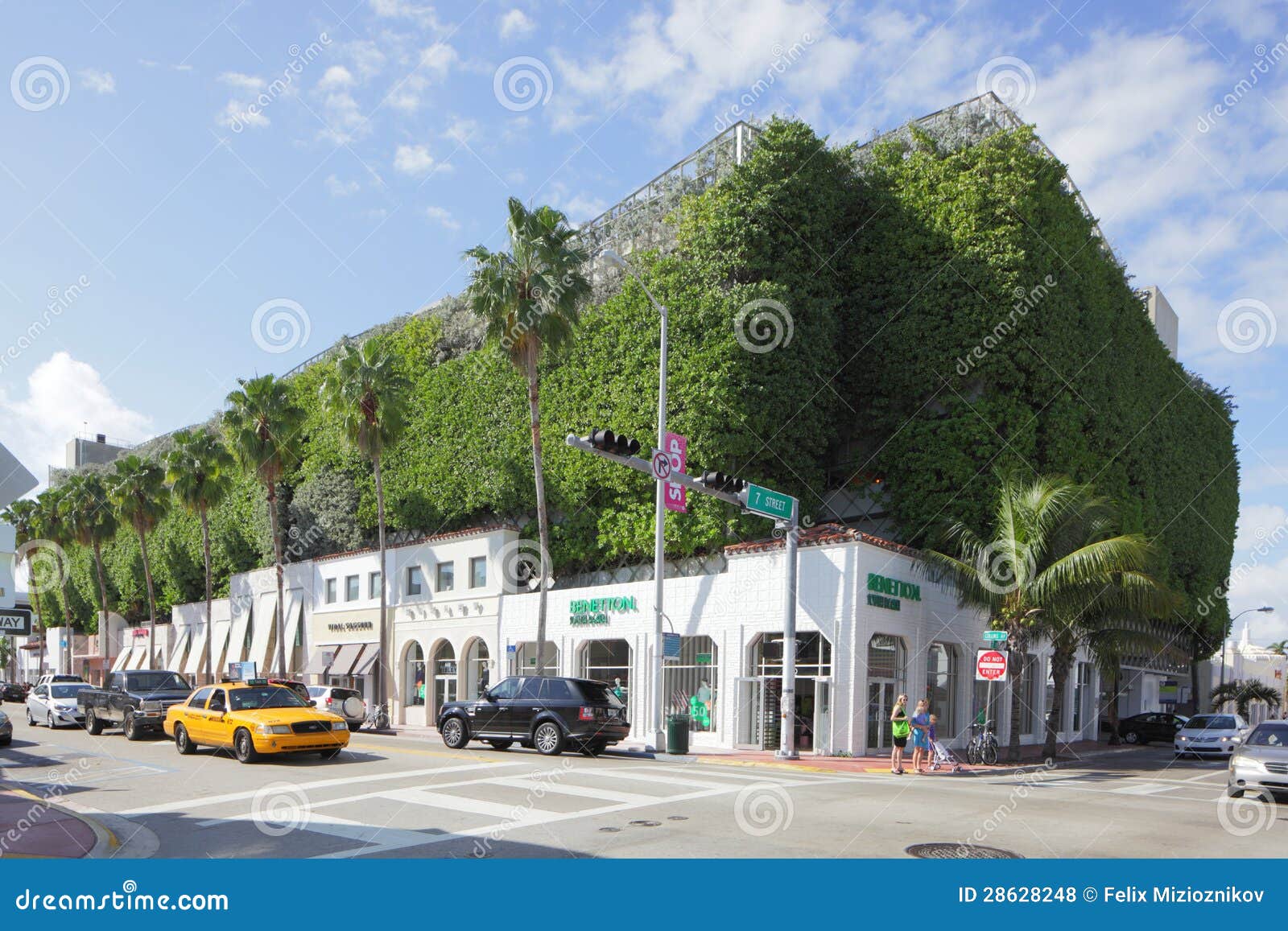 Eco-friendly Parking Garage Miami Editorial Stock Photo - Image of ...