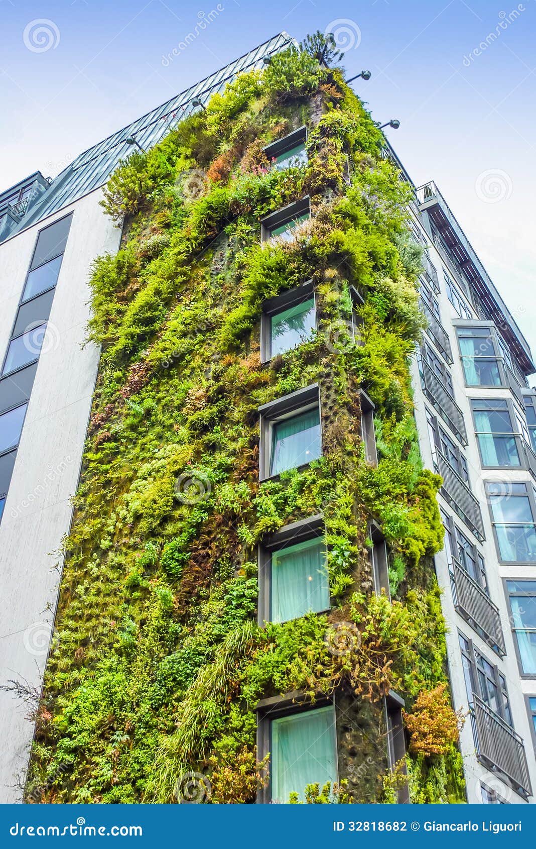 Ecologic Building in London Stock Photo - Image of ecological, high ...