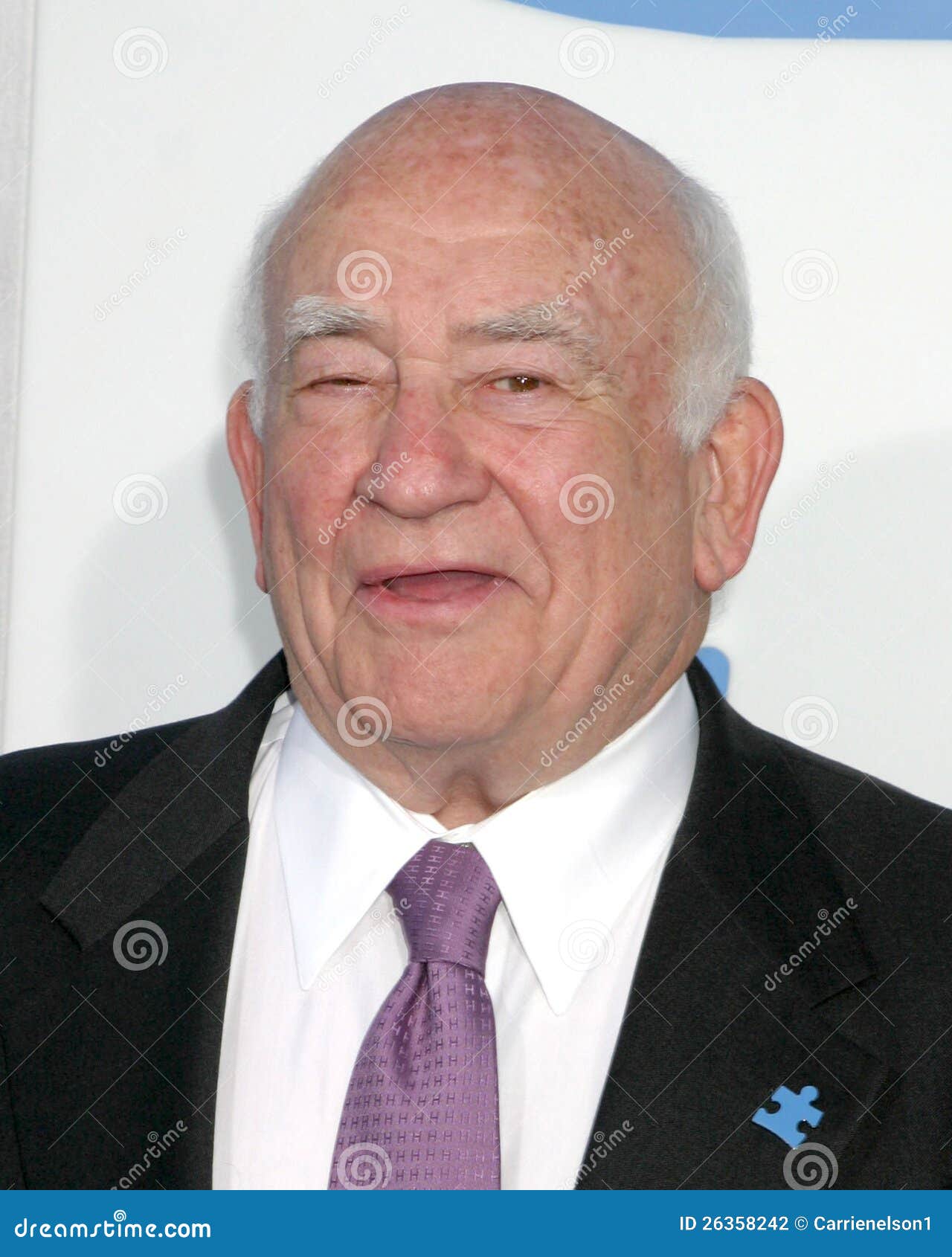 Ed Asner editorial photography. Image of asner, angeles - 26358242
