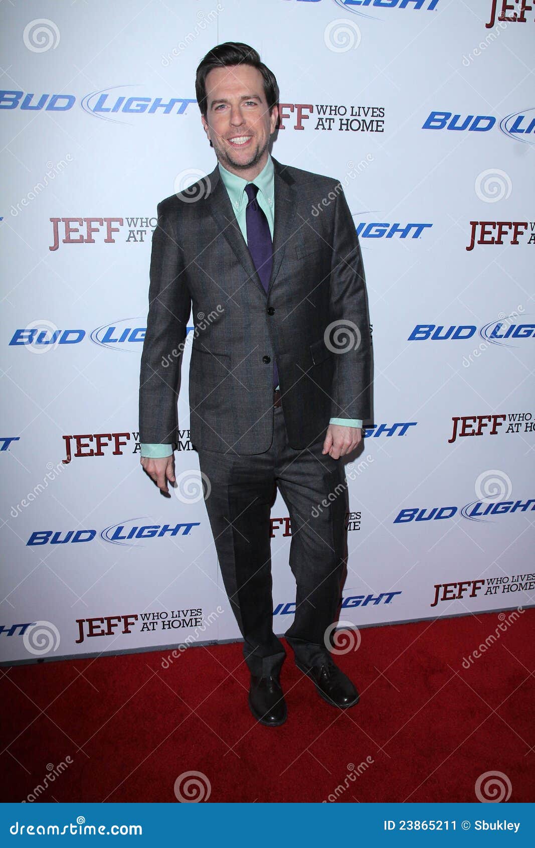 Ed Helms editorial photo. Image of home, guild, film - 23865211