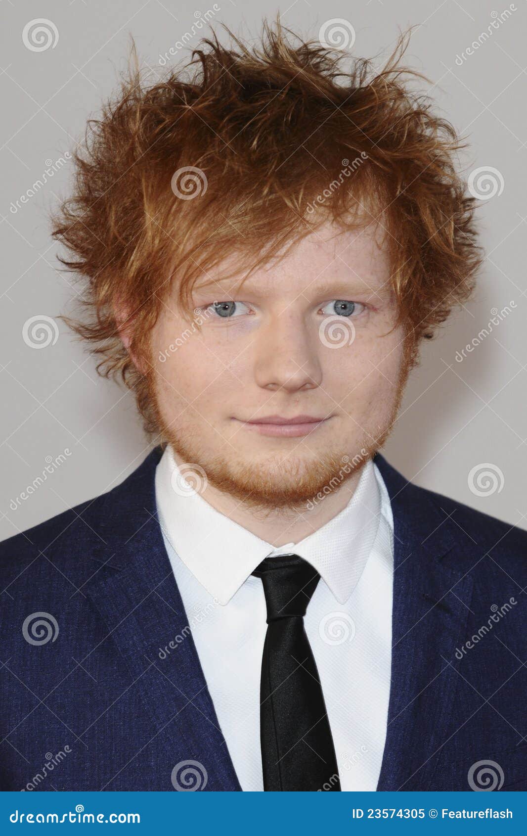 Ed Sheeran editorial image. Image of greenwich, arena - 23574305