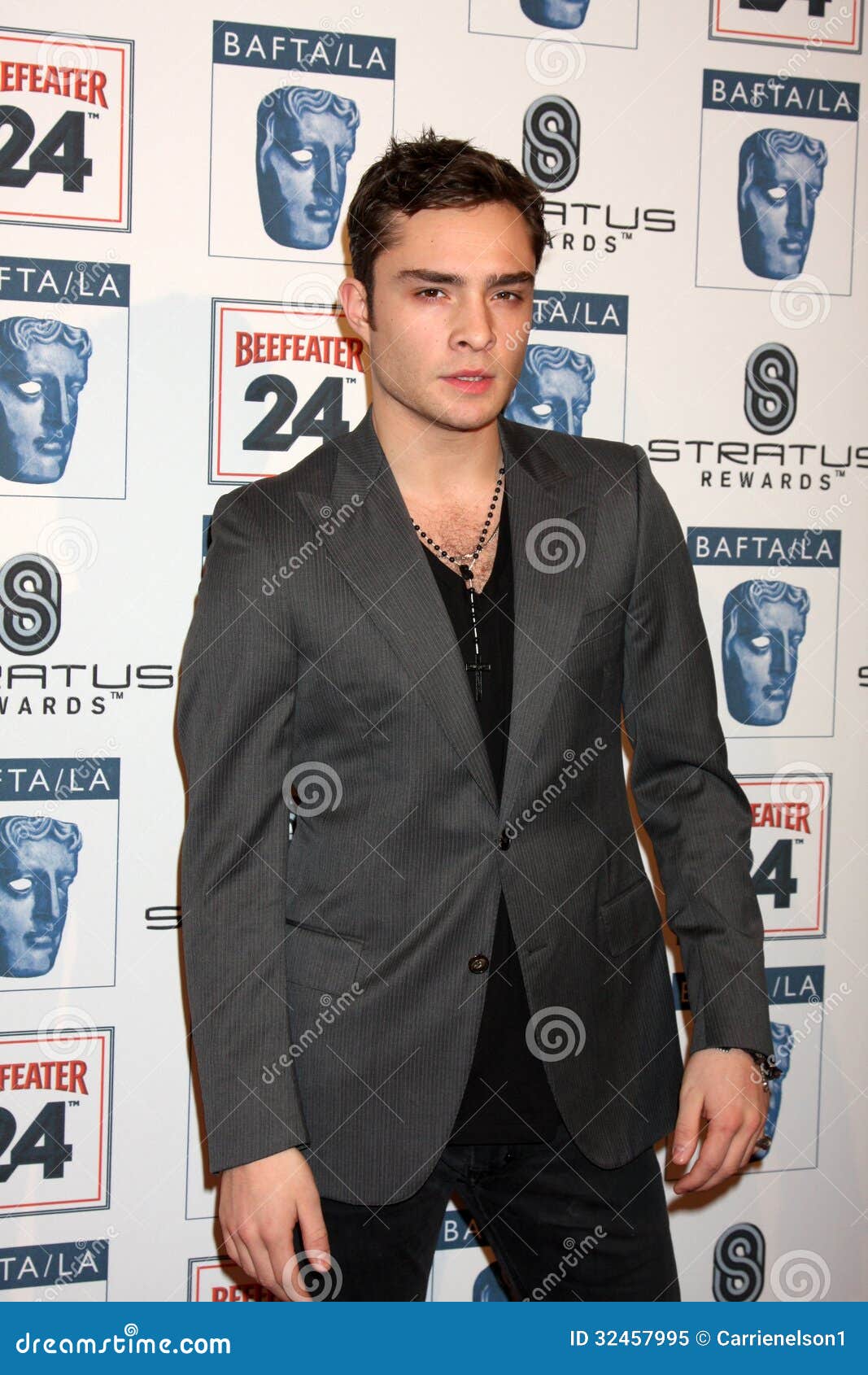 Ed Westwick immagine editoriale. Immagine di premi, bevanda - 32457995