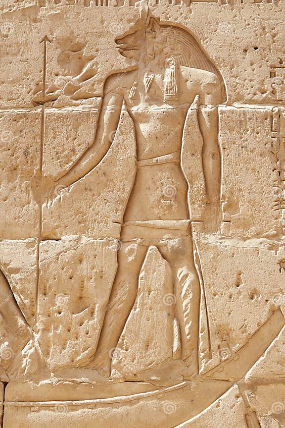 Edfu El Templo De Horus Considerado Como Los Egipcios Mejor Conservados ... Edfu El Templo De Horus Considerado Como Los Egipcios Mejor Conservados ...