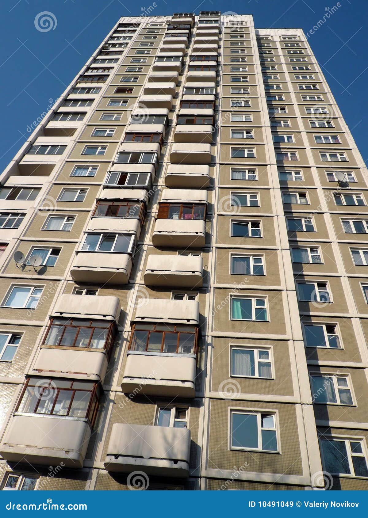 Edge of home building stock image. Image of facade, sunlight - 10491049