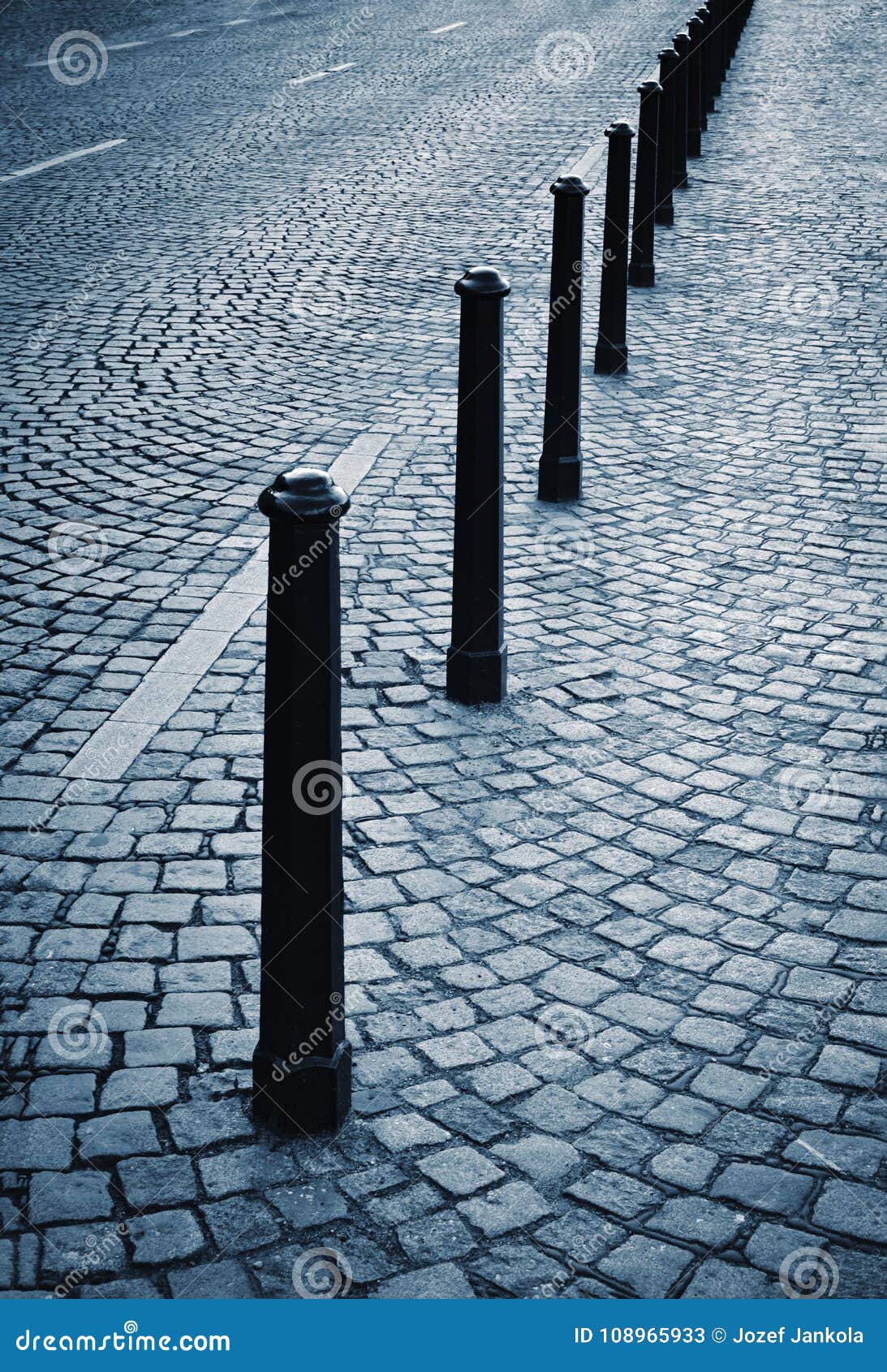 Edge iron small pillars stock image. Image of line, black - 108965933