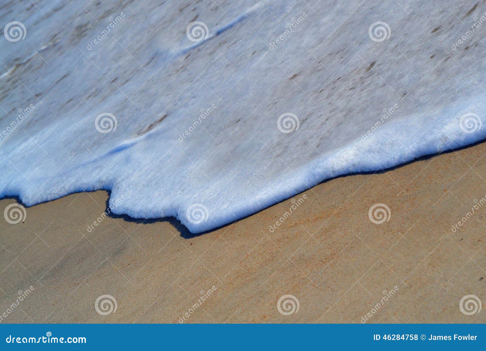 The Edge of the ocean stock photo. Image of sand, spray - 46284758