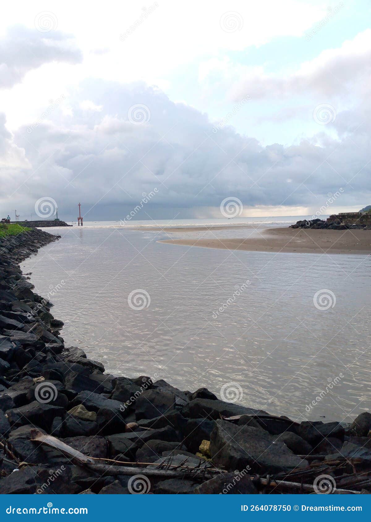 The edge of the pier stock photo. Image of stone, water - 264078750