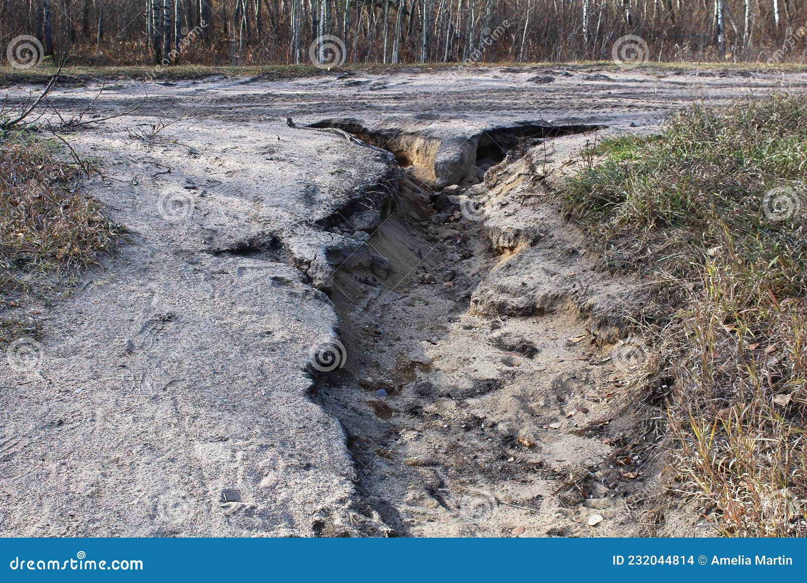 Edge of a Road that Has Been Eroded by Water Stock Photo - Image of ...