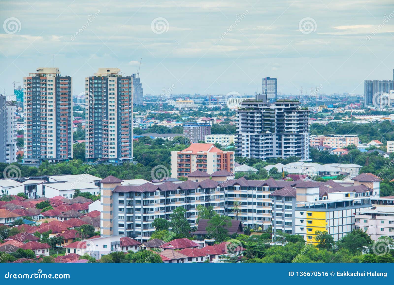 Edge of town Bangkok city editorial photo. Image of dusk - 136670516