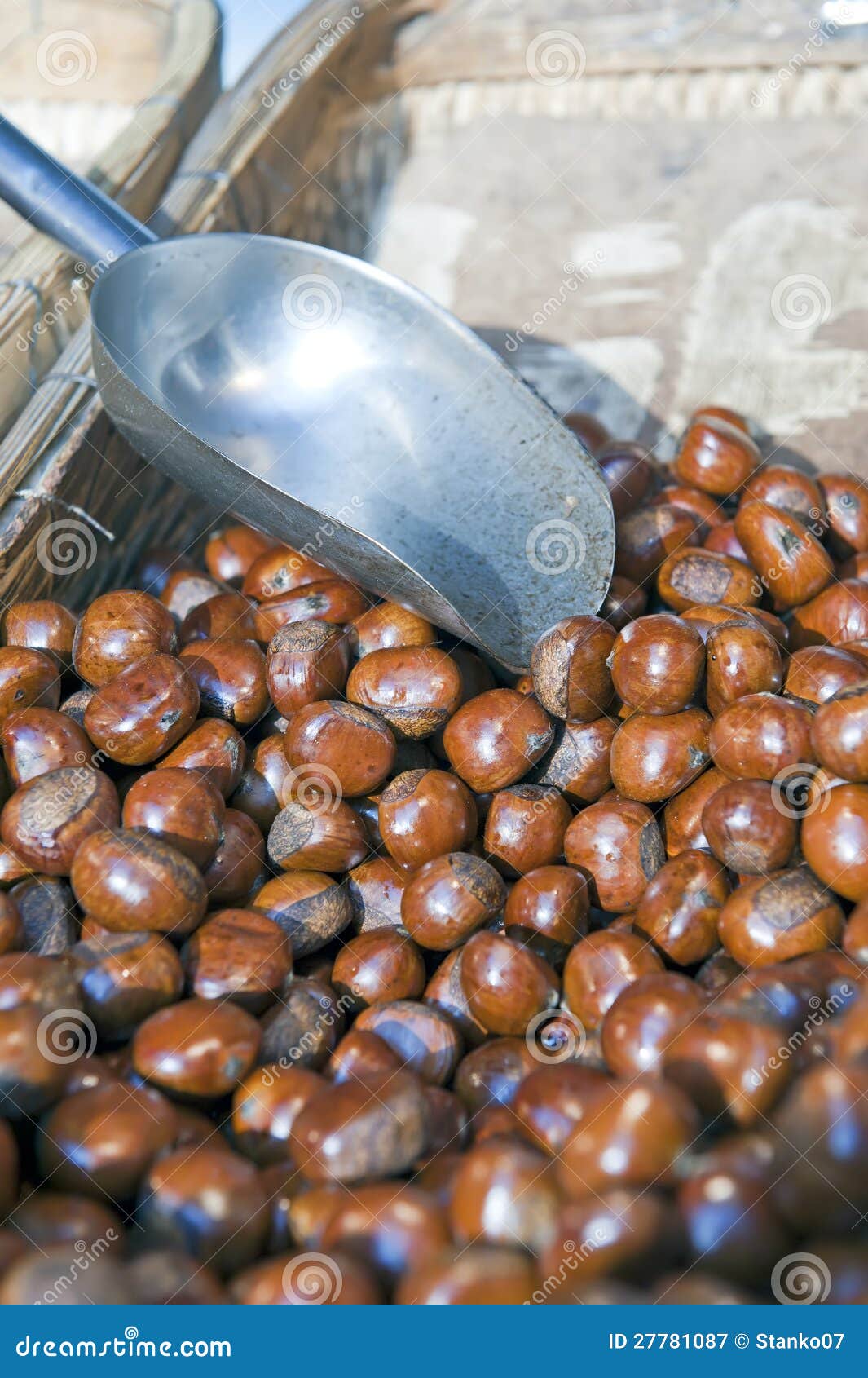 Edible chestnuts stock image. Image of autumn, close - 27781087