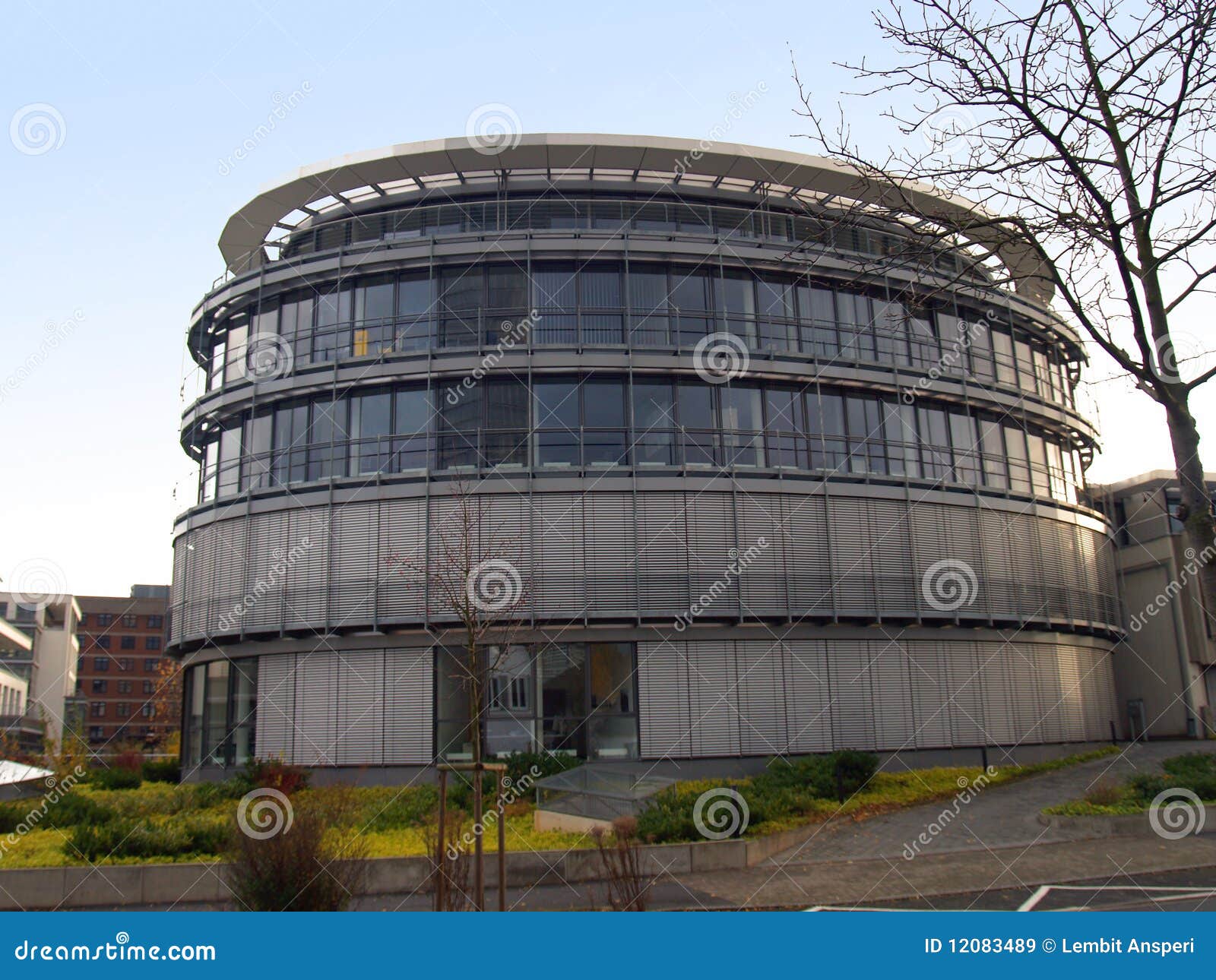 Edifício Redondo Moderno Em Bona Imagem de Stock - Imagem de ...