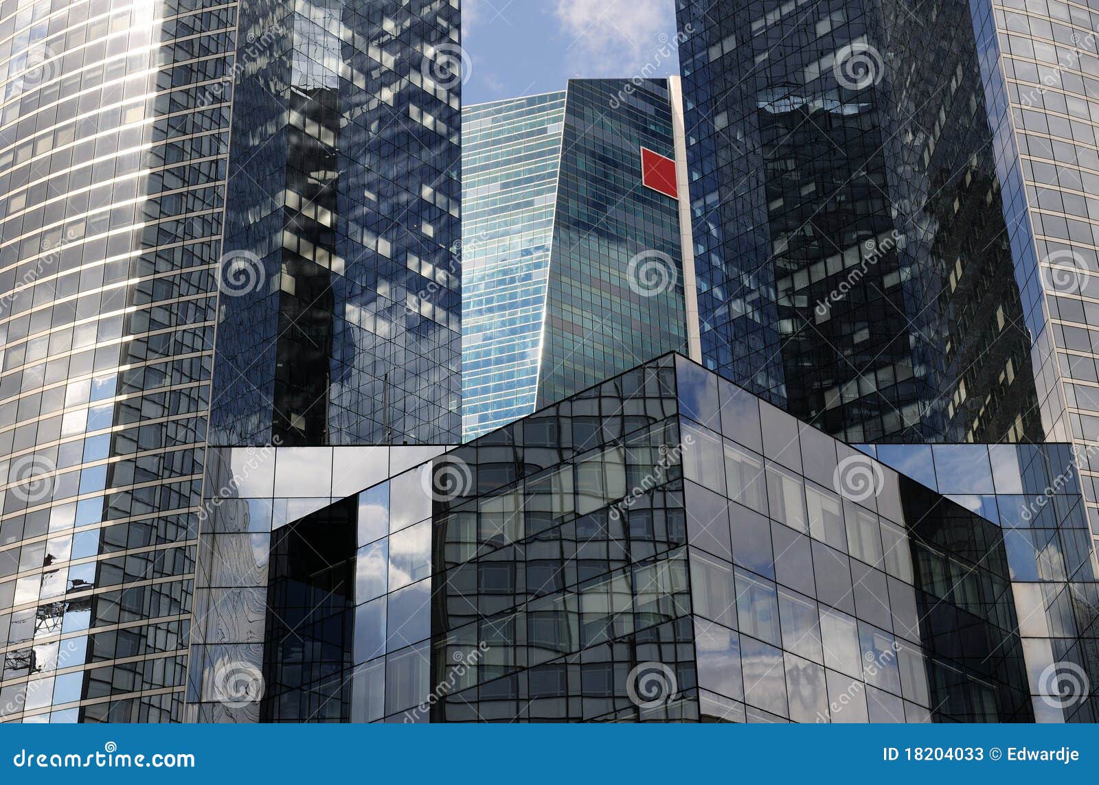 Edifícios modernos Paris 2 imagem de stock. Imagem de arquitetura ...