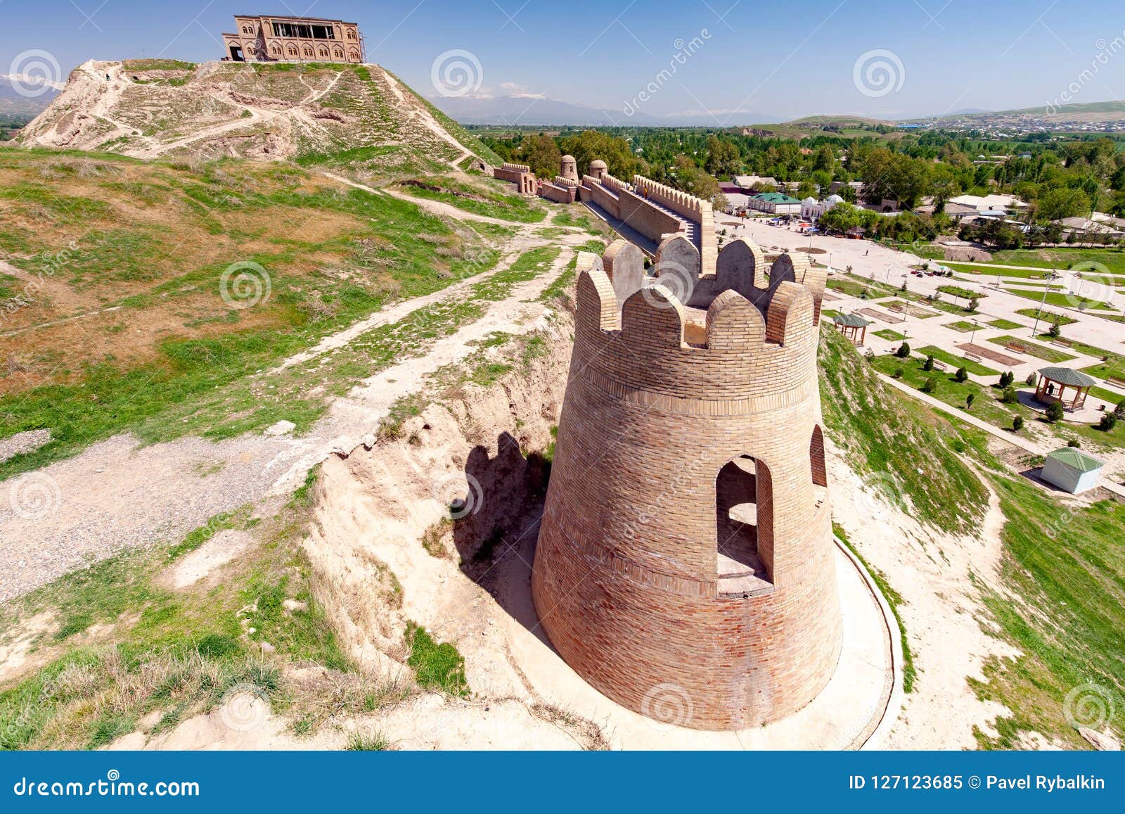 Edifici Tradizionali Del Tagikistan Immagine Stock - Immagine di ...