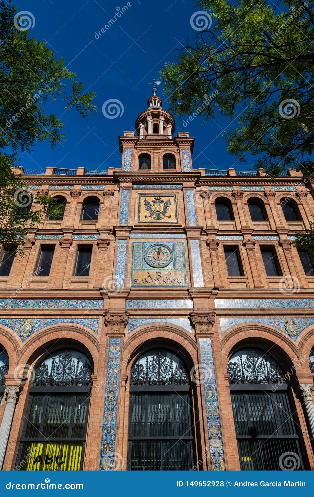 Edificio ABC Serrano in Madrid Editorial Stock Photo - Image of castellana, craft: 149652928