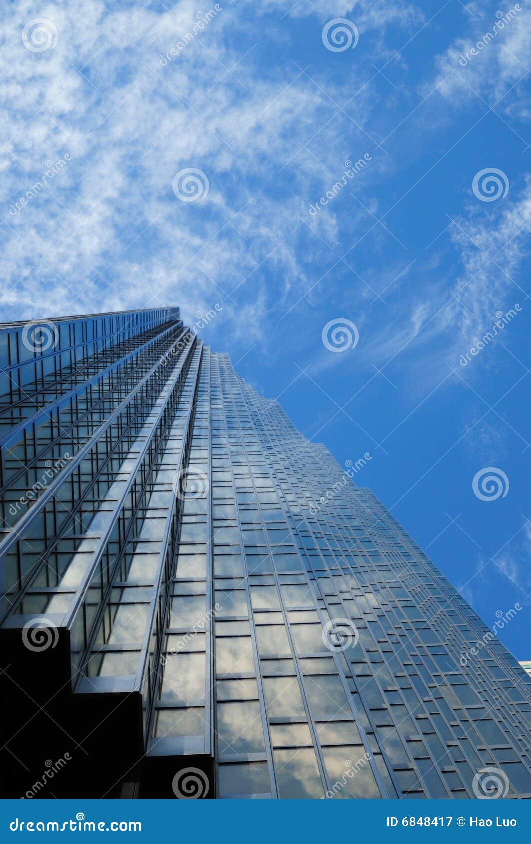 Edificio al cielo imagen de archivo. Imagen de edificio - 6848417