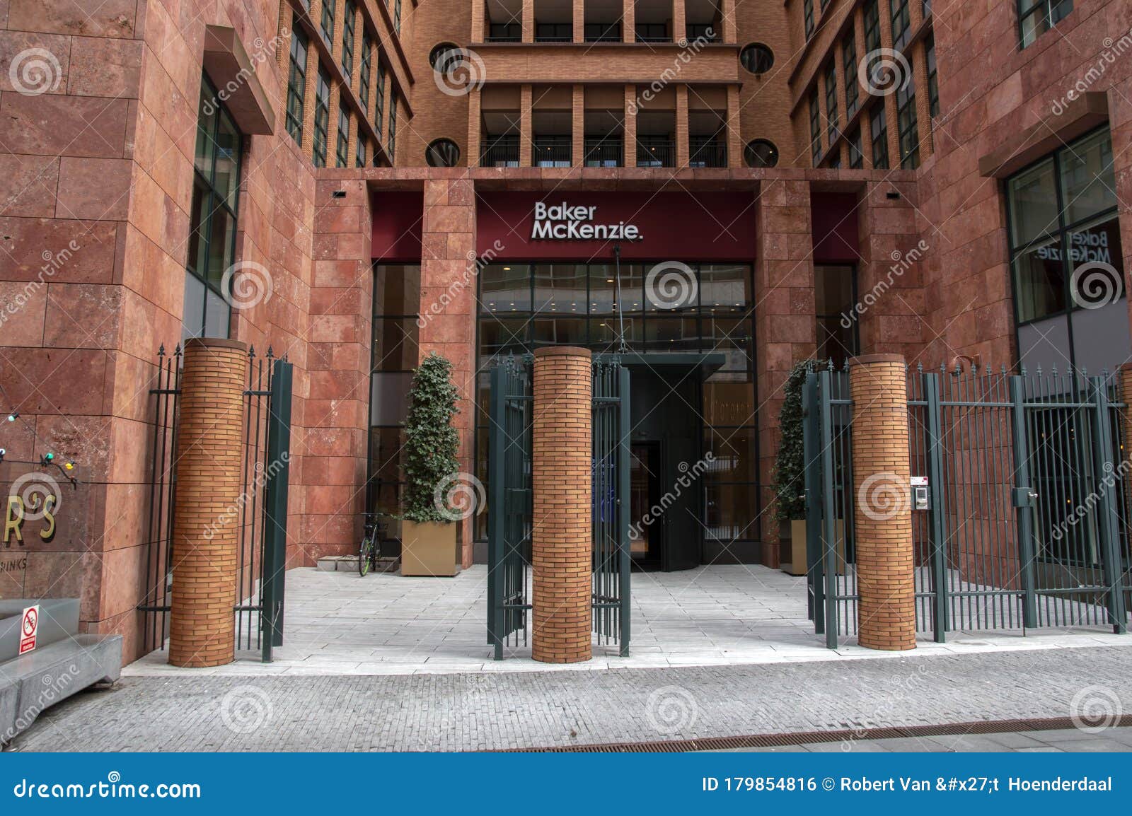 Edificio Baker McKenzie En Amsterdam, Países Bajos 2019 Foto editorial - Imagen de holandés ...