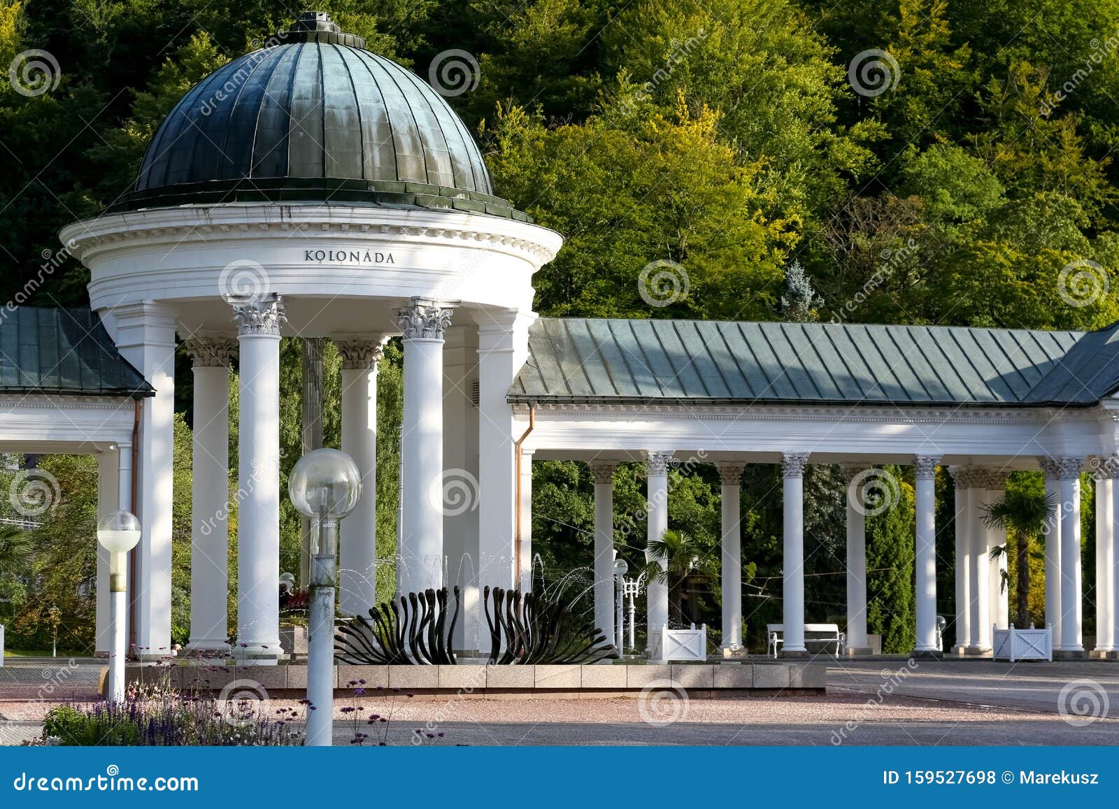 Edificio Central Circular De La Colonnade Foto de archivo editorial ...