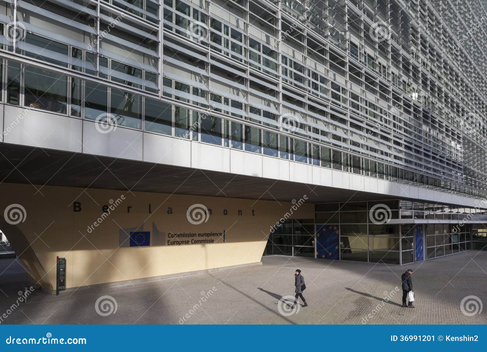 Edificio De Berlaymont En Bruselas Foto editorial - Imagen de bélgica, ventanas: 36991201