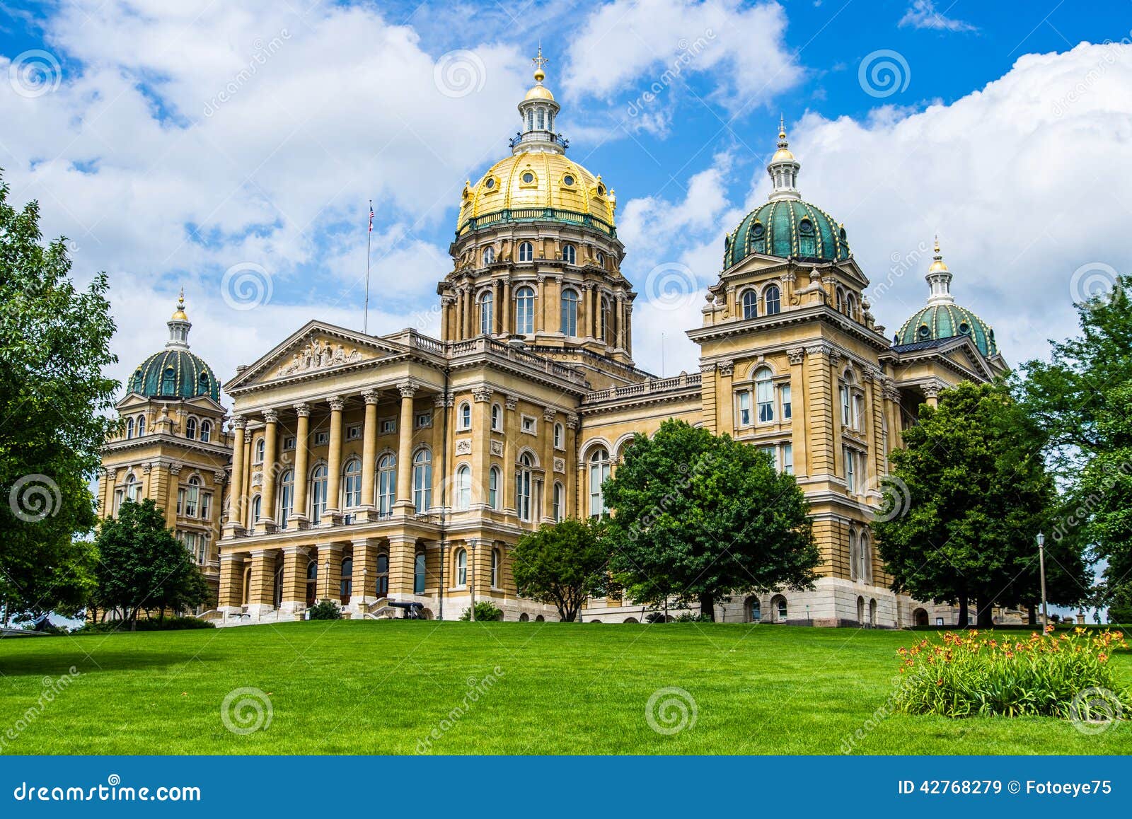 Edificio De La Capital Del Estado De Iowa Imagen de archivo - Imagen de ...
