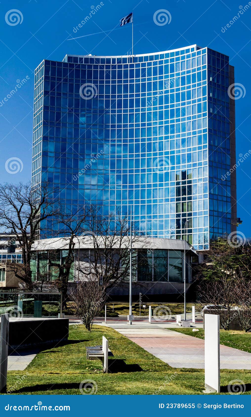 Edificio de la OMPI imagen de archivo. Imagen de suiza - 23789655