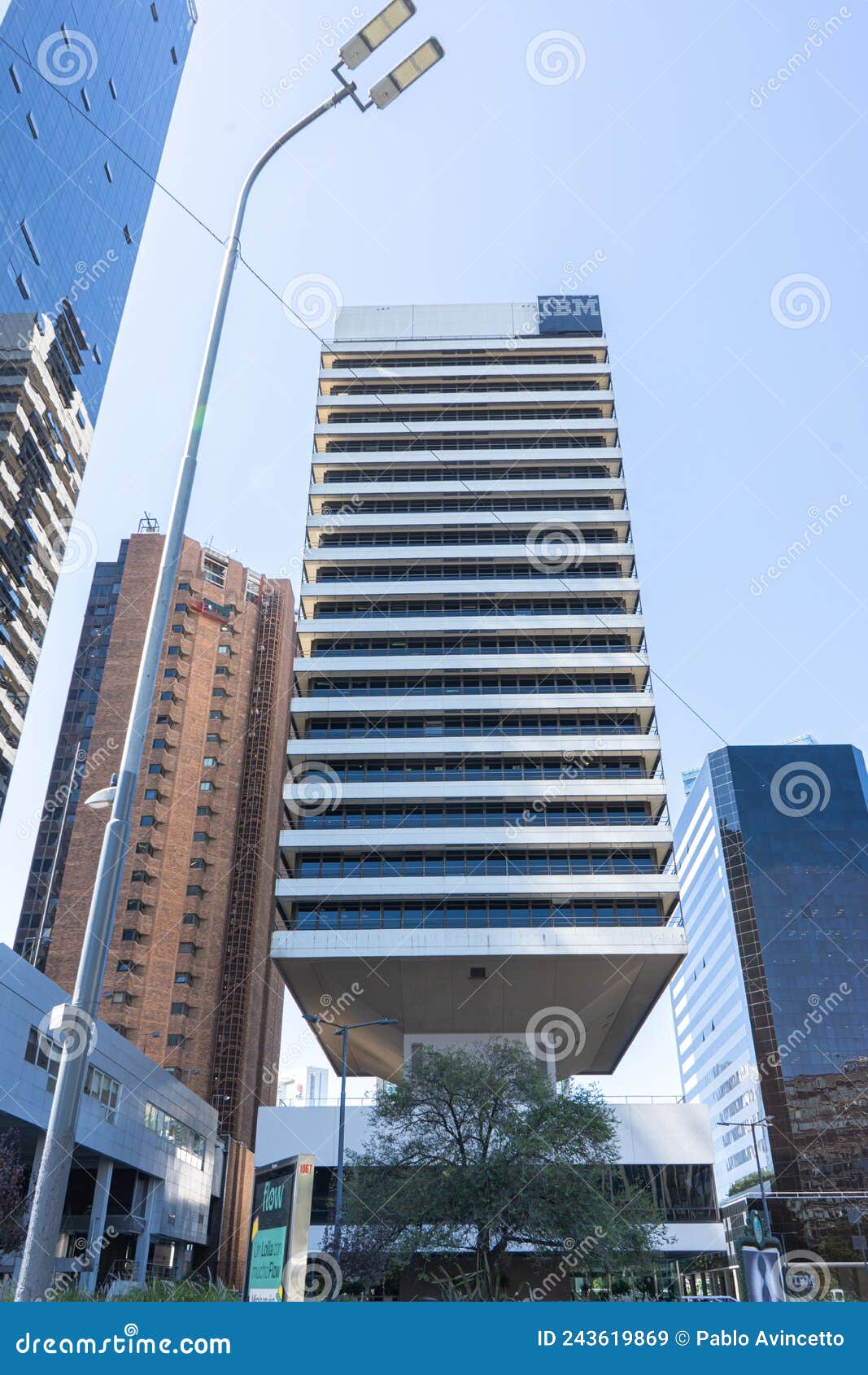 Edificio De Oficinas De Ibm Buenos Aires Imagen de archivo editorial ...