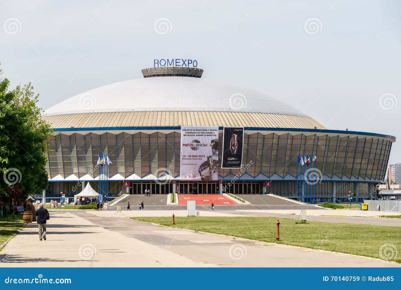 Edificio de Romexpo imagen de archivo editorial. Imagen de ...
